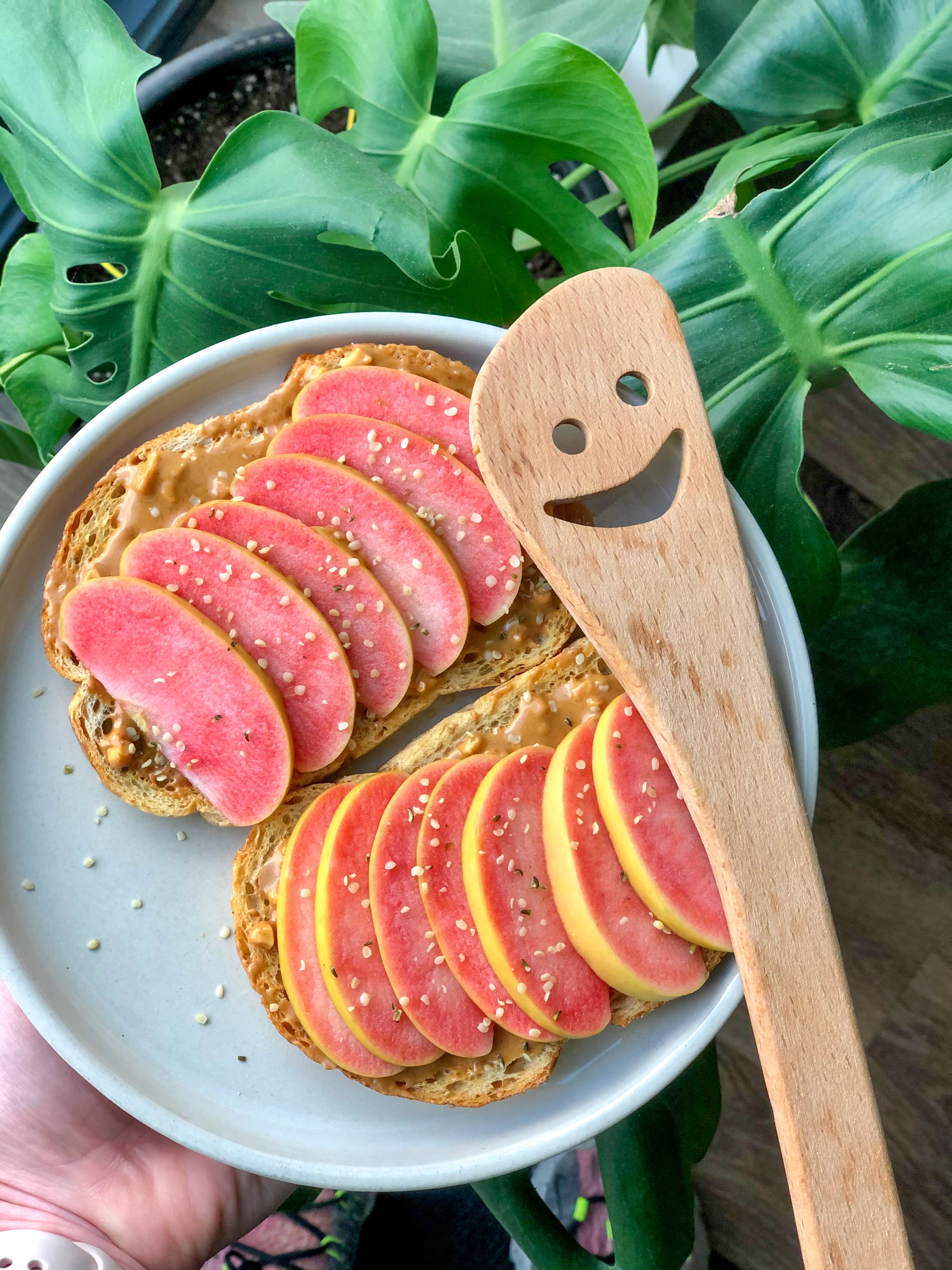 Lucy™ Glo Apple Peanut Butter Toast – Pat Cooks